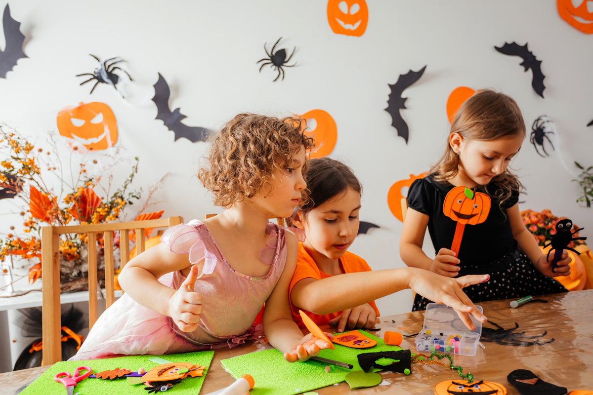 19 Must-Do Spooky Halloween Activities For All The Family